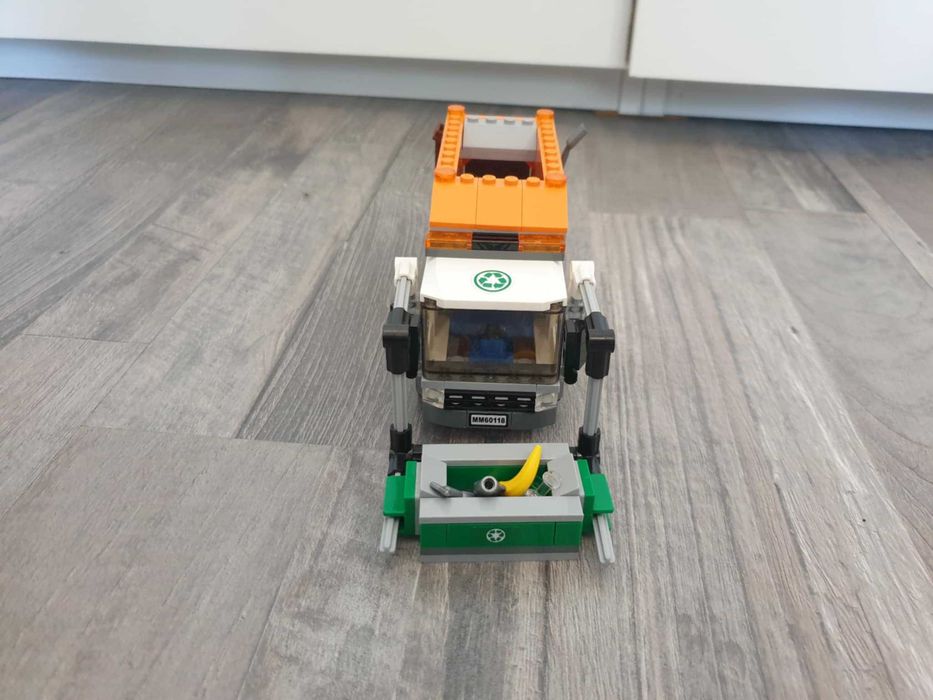 LEGO City 60118 Garbage Truck Z FIGURKAMI Kamieniec Wrocławski • OLX.pl