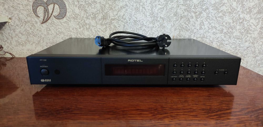 Hi-End тюнер от Rotel RT-02 fm - am stereo tuner rds: 3 700 грн ...