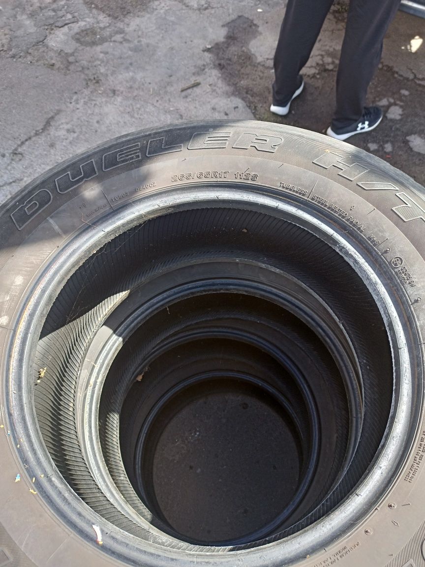 Резина літня Bridgestone 265/65/17: 170 грн. - Автошини Житомир на Olx