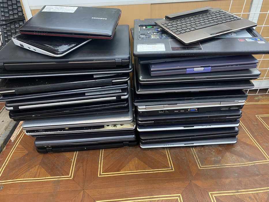 Лот:Toshiba,Asus,Sony,Acer,Samsung,Dell,Siemens,Emachines,Hp,Lenovo: 8 ...