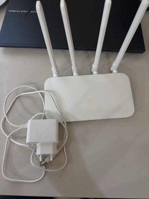 Wi-Fi роутер Xiaomi Mi WiFi Router 4C Global: 400 грн. - Периферійні пристрої Соколівське на Olx