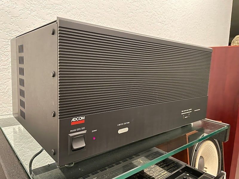 ADCOM GFA-585 "Limited Edition" 0058 de 3000 (REVISTO SET.2022) Algés ...