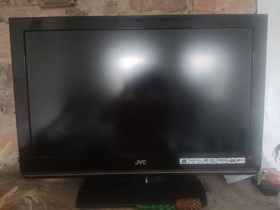 Продам телевизор ЖК jvc: 1 800 грн. - Телевізори Дніпро на Olx