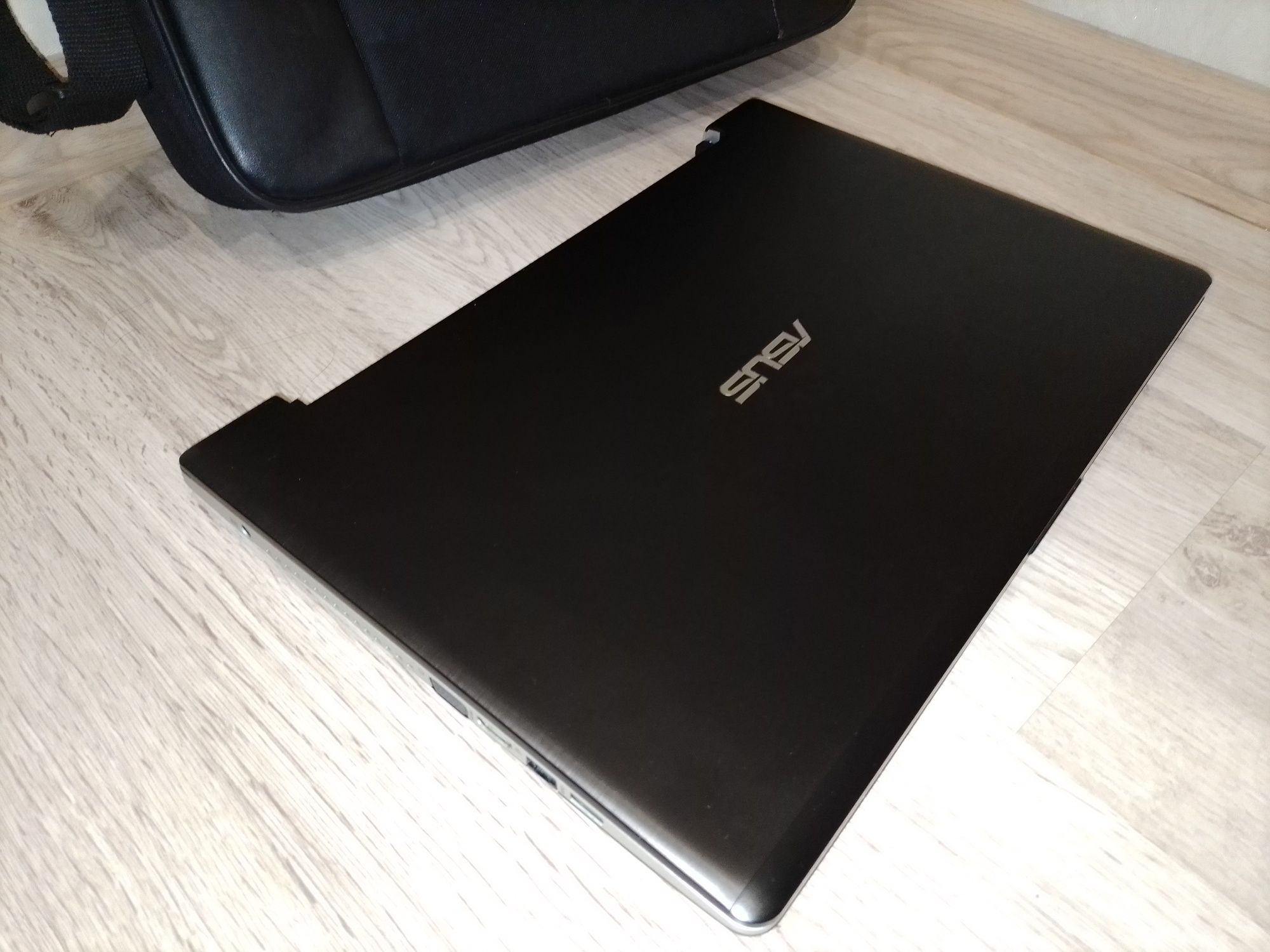 Ноутбук Asus s550cb сенсорный экран: 4 500 грн. - Ноутбуки Вінницькі ...