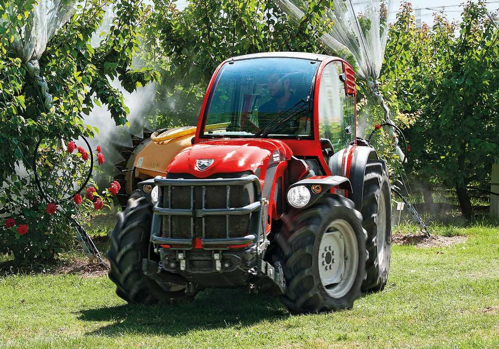 Tractor Antonio Carraro Cabine TGF 8900 R seminovo Aguiar Da Beira E Coruche • OLX.pt