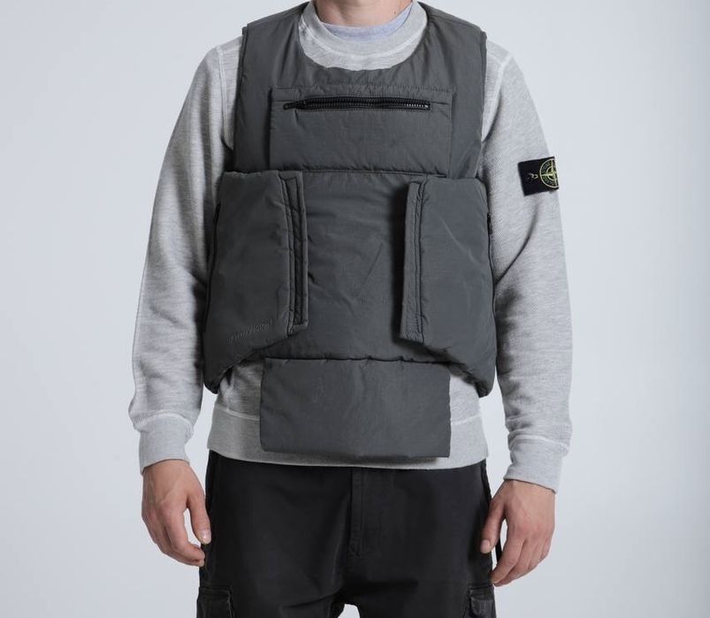 Жилет RIOT Division: 2 299 грн. - Жилети Київ на Olx