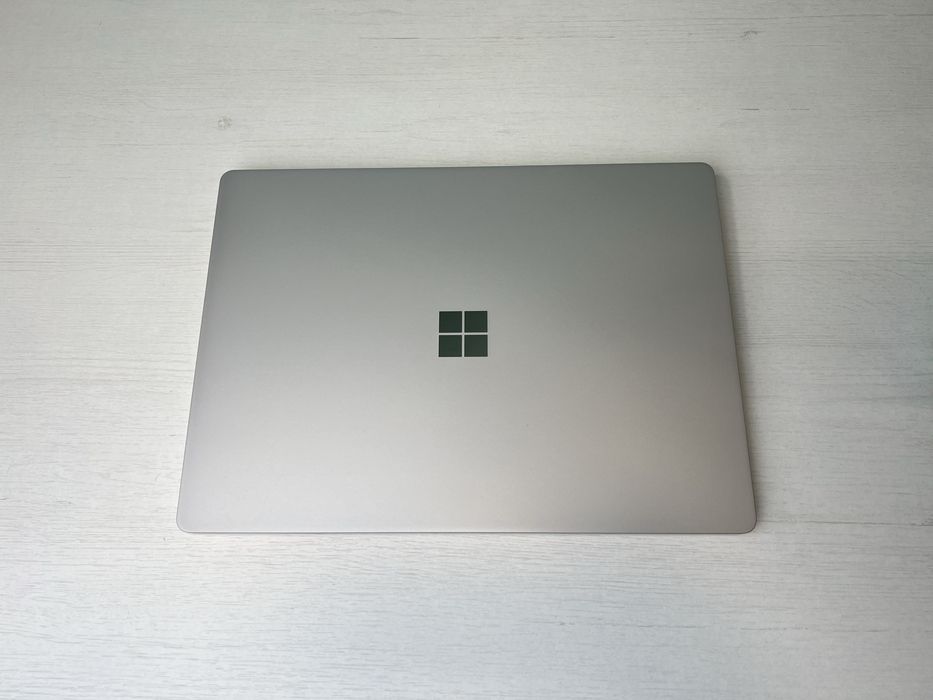 Microsoft Surface Laptop 2 i7-8650u 16Гб 512Гб 2K Touch IPS: 13 300 грн ...