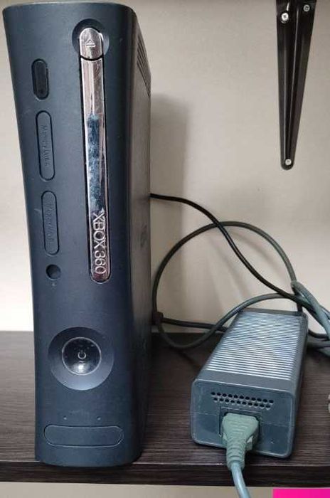 Ігрова консоль Microsoft Xbox 360 Console(2007): 1 246 грн. - Приставки Житомир на Olx