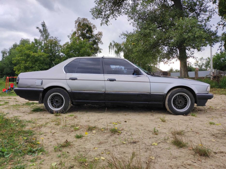 Bmw 735 бмв 735 Газ/бенз E32 двигатель 3.0 по запчастям или целиком: 1 100 $ - BMW Київ на Olx