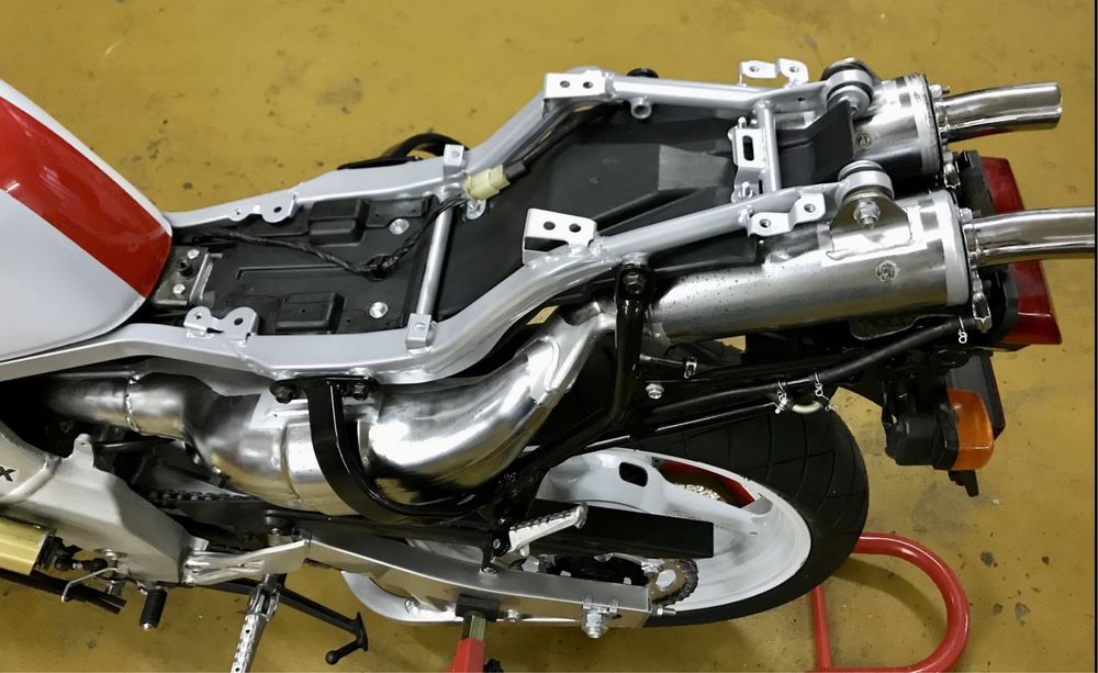 Yamaha TZR 250 3ma S. João Da Madeira • OLX Portugal