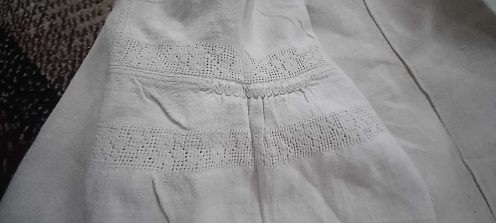 Вишиванка старовинна з вирізуванням 2 500 грн Колекціонування Коровинці на Olx