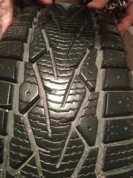 Колеса зимові ДЕШЕВО 2 шт !: 950 грн. - Автошини Львів на Olx