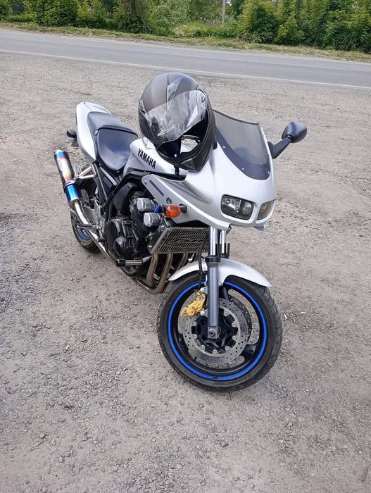 Yamaha fazer 400: 2 800 $ - Мотоцикли Лохвиця на Olx