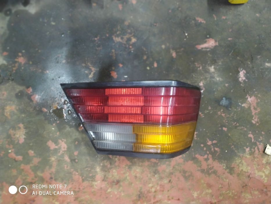 Задние стопы Мерседес W124 Hella: 120 грн. - Задні фари Високий на Olx
