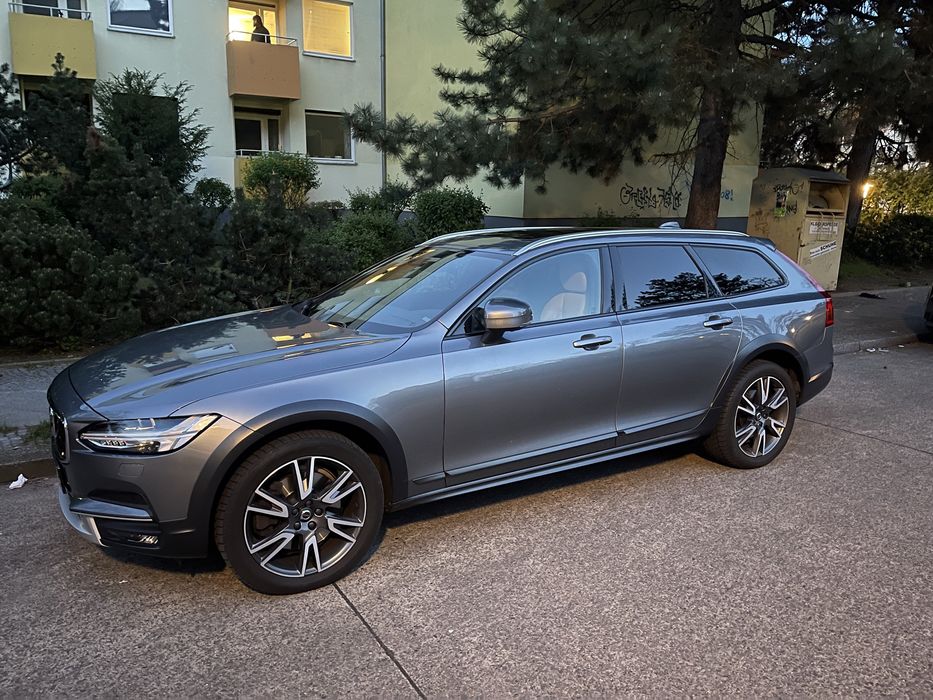 Продам Volvo V90cc: 42 000 $ - Volvo Київ на Olx