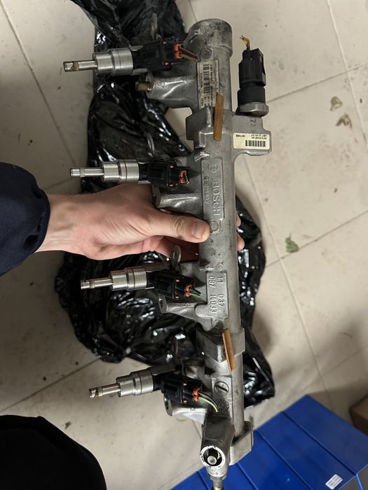 Форсунки Ford Mondeo Mk3 1.8 SCi 130: 250 $ - Розпилювачі та паливні ...