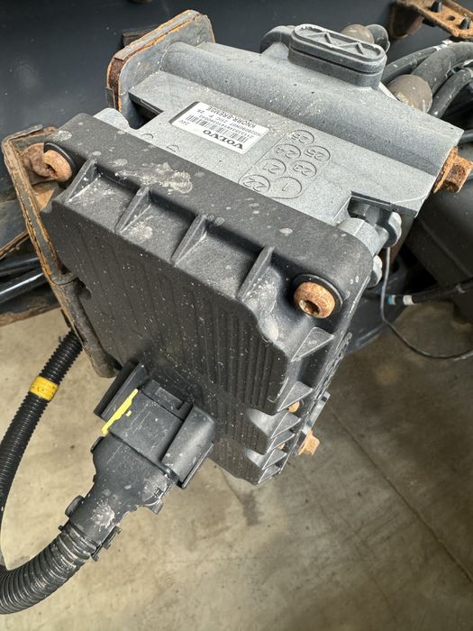 Volvo FH4 zawor poduszek ECAS 6x2 Strzegowo • OLX.pl