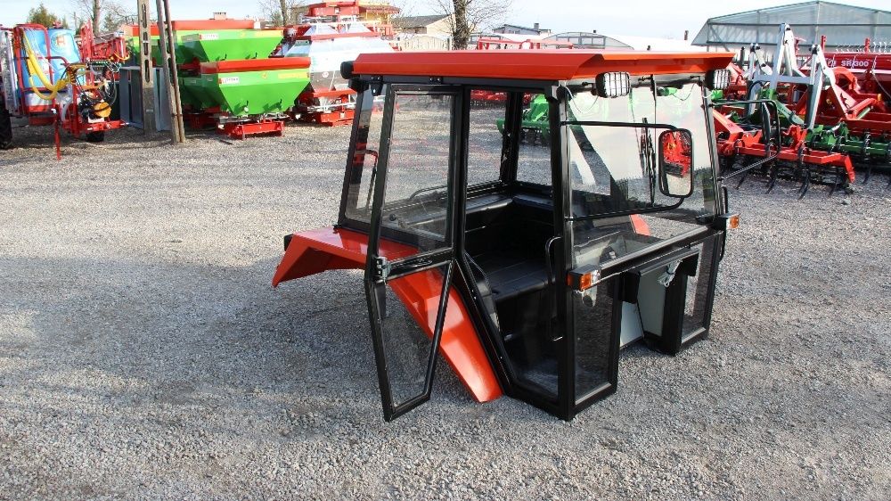 Kabina ciągnikowa do ciągnika MTZ 80-82 lux szyszka kabiny Rogóźno • OLX.pl