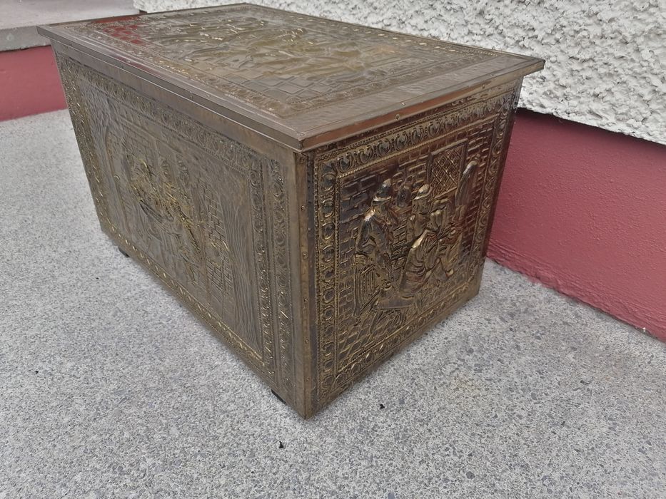 Antyk Kufer Skrzynia - Antyki Pruszcz Gdański • OLX.pl
