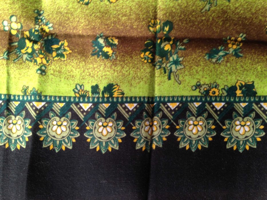 Велика Шерстяна хустина Старовинна хустина Хустка 1 000 грн Хустки