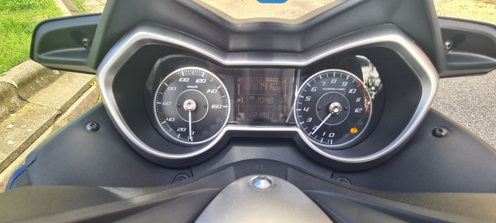 Yamaha X-MAX 125cc Santa Iria De Azoia, São João Da Talha E Bobadela • OLX.pt