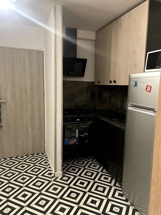 Kawalerka po remoncie w centrum Warszawy (Śródmieście) - tylko 2600zł ...