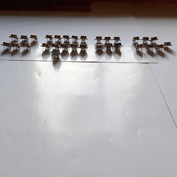 Tranzystor CEMI BD 354, 354B, 354C, 254, 355, 355C 31szt. Lewin Brzeski ...