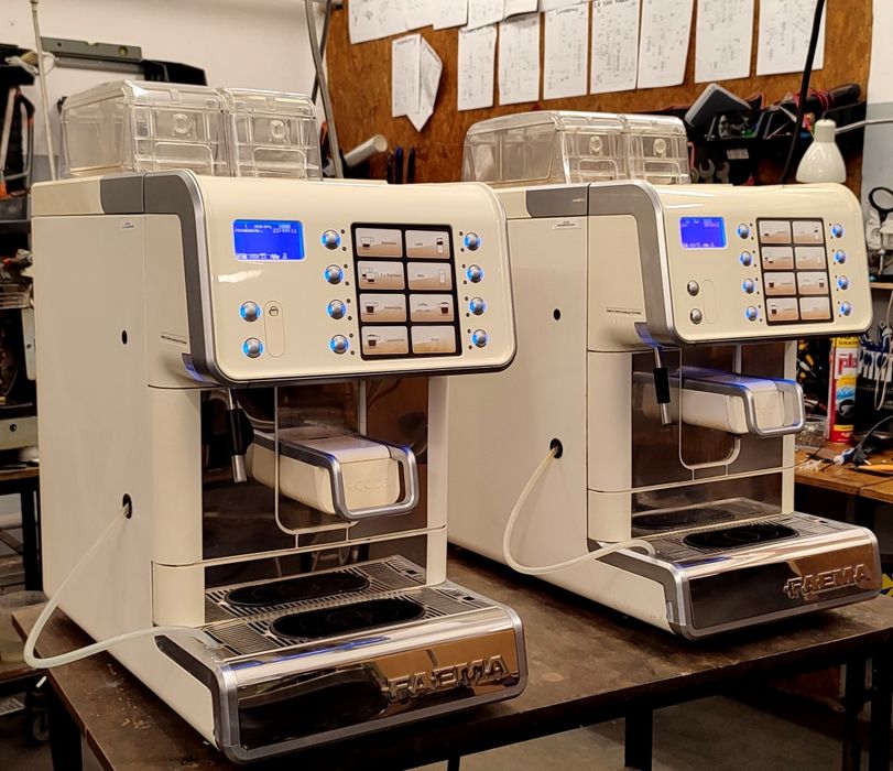 Automatycny hotelowy Ekspres do kawy Faema Barcode Po Serwisie Warszawa ...