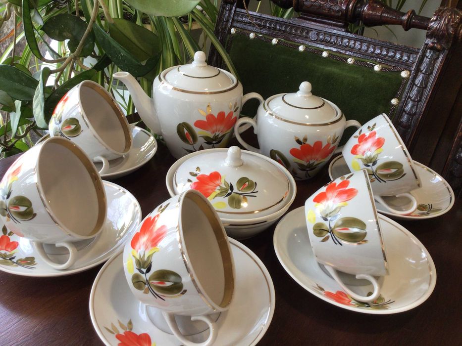 Чайний сервіз фарфоровий завод Полонне радянських часів 60 70 х років 4 300 грн Посуд