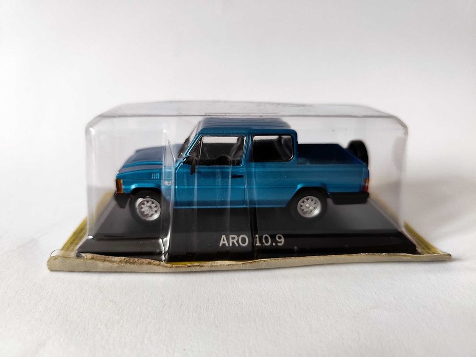 ARO 10.9 Kultowe Auta PRL - u DEAGOSTINI KAP 1:43 ( Wada ) Rzeszów • OLX.pl