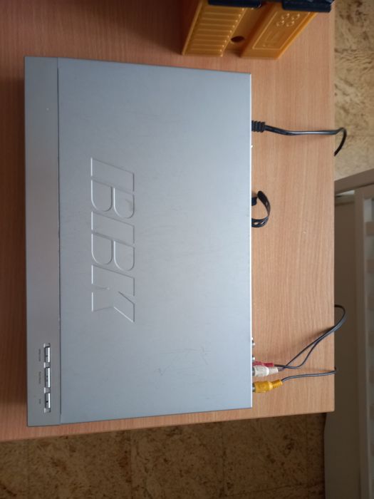 DVD плеєр BBK робочий: 200 грн. - Медіа програвачі Ірпінь на Olx