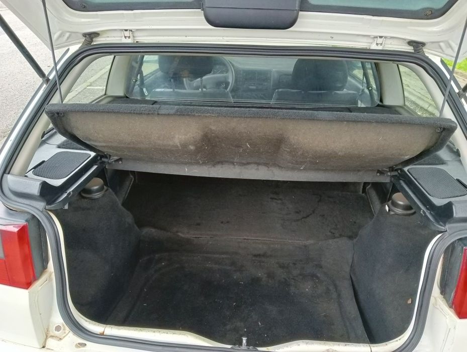 SEAT Ibiza 1.9D Motor fiável/Econômico Oeiras E São Julião Da Barra ...