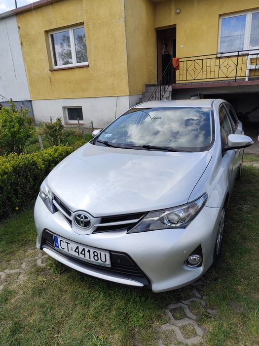 Toyota Auris 2014r benzyna, gaz Dębowa Łąka • OLX.pl