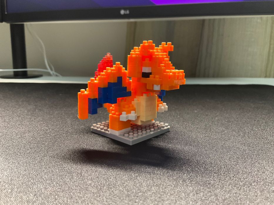 Mini Lego Pokémon Charizard Blocos Santa Eulália • OLX Portugal