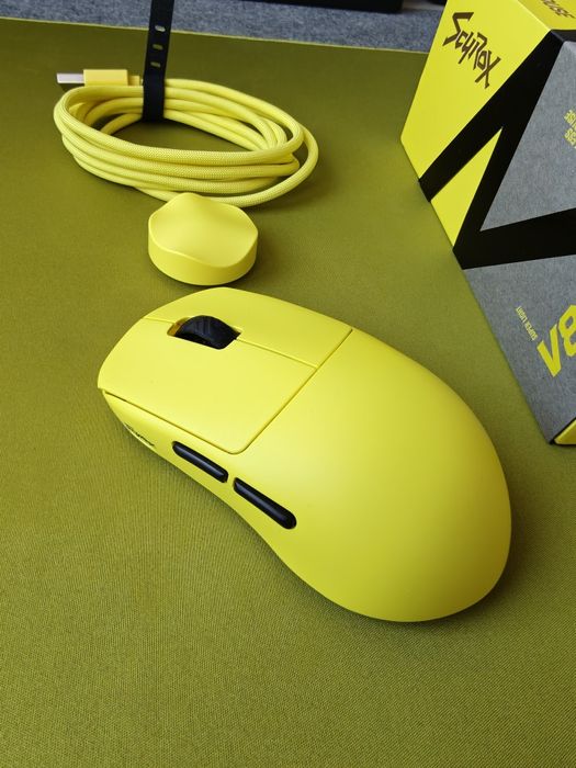 Mysz scyrox V8 - idealny stan, 36g, 3950 pixart, 8k Hz Kraków Czyżyny • OLX.pl