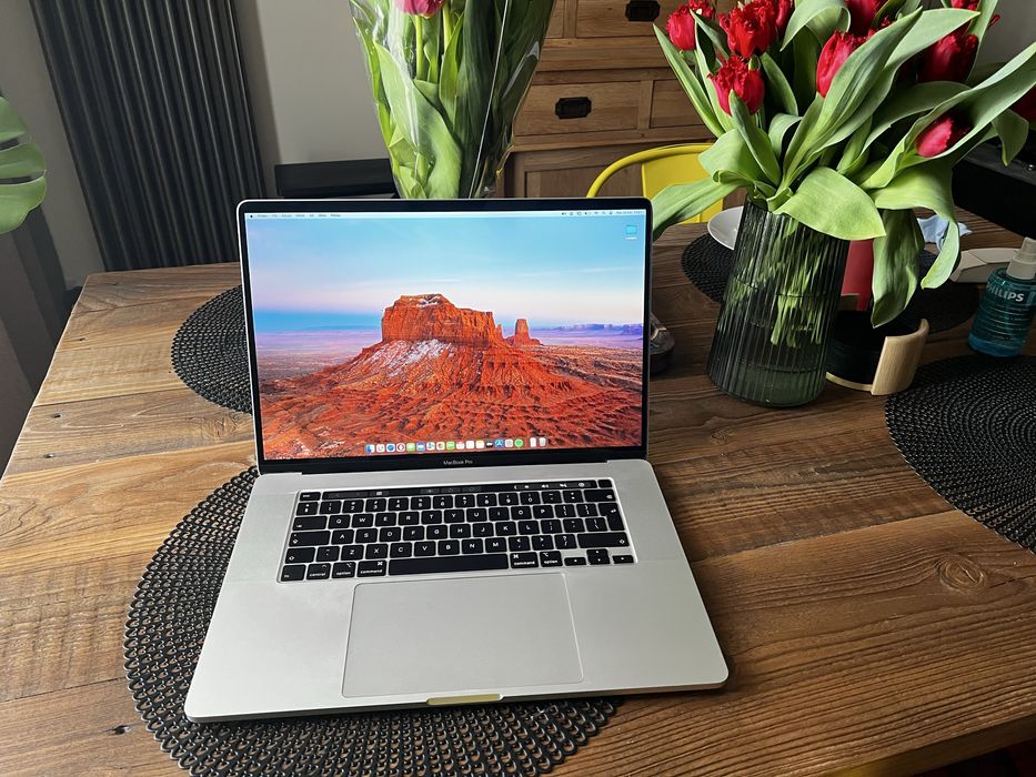 Apple MacBook Pro 16 cali i9 1TB 32GB RAM A2141 Warszawa Praga-Południe • OLX.pl