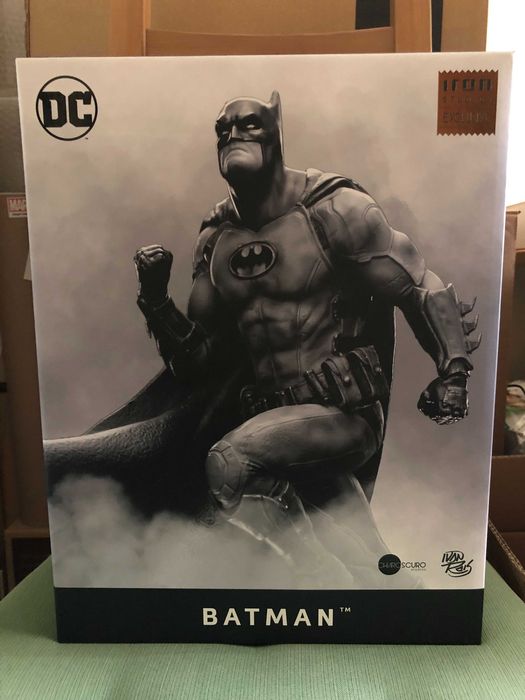 Batman Limited Edition Statue 1/10 CCXP Exclusive - Iron Studios Lisboa ...