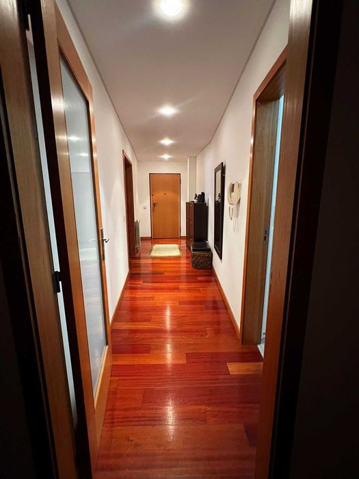 Aluga-se Quarto Suite (com Wc e Cama de Casal) Rotunda da Areosa LIDL ...