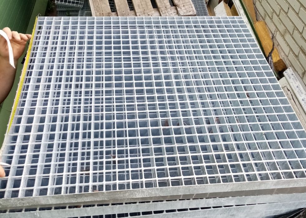 Kraty pomostowe kratki WEMA Siedlce kraty 40x3 900x900 Siedlce • OLX.pl