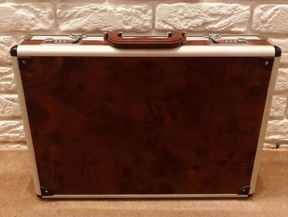 Набір столових приборів Hoffburg 1 500 грн Посуд кухонне приладдя Київ на Olx