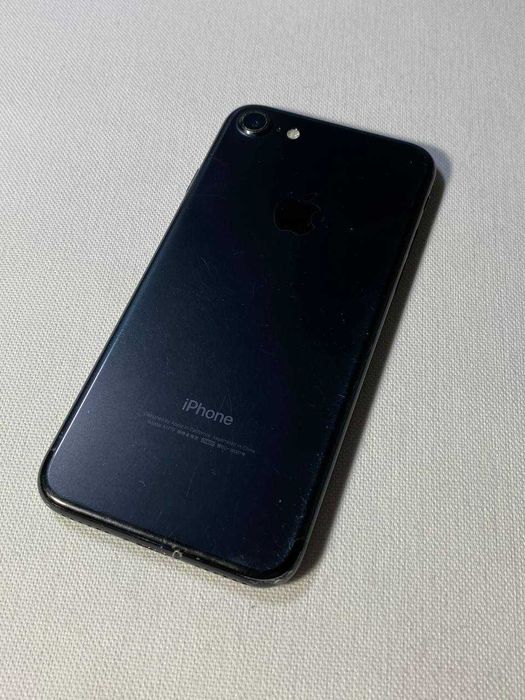 Apple iPhone 7 Space Gray 32 GB: 300 грн. - Мобільні телефони ...