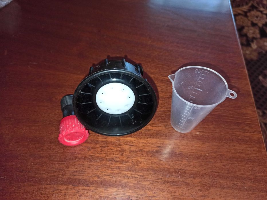 Продам опрыскиватель аккумуляторный Sturm GS8216B на 16л: 1 021 грн ...