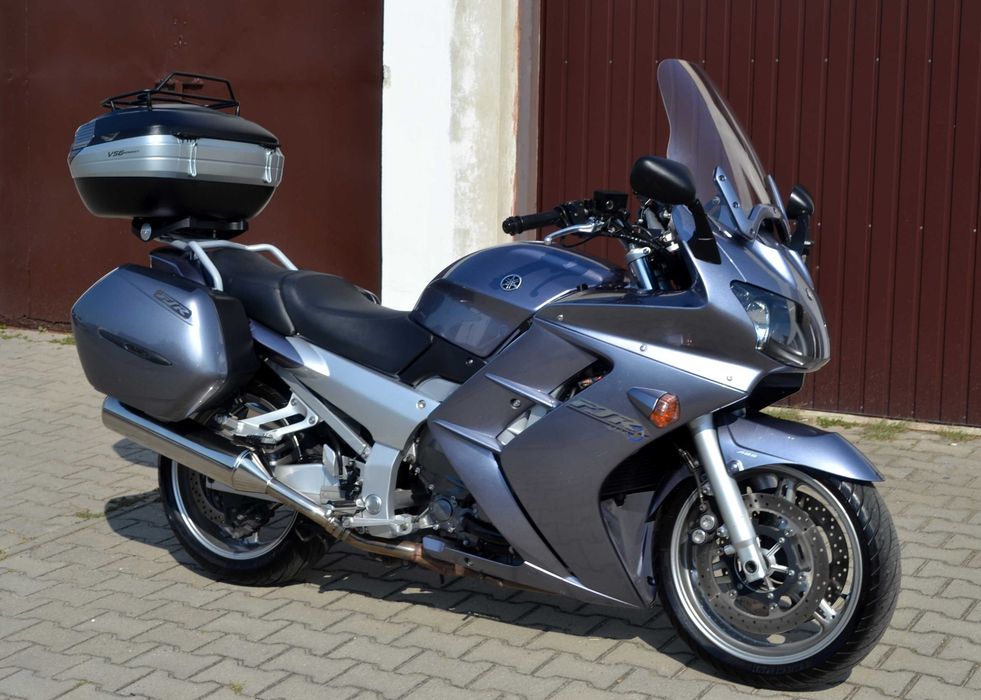 Yamaha FJR 1300 tylko 31 tys. km 3 kufry idealna 2004r. TRANSPORT ...