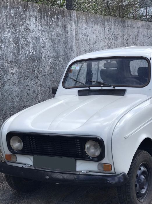 Carro Renault 4L Oliveira do Douro • OLX Portugal