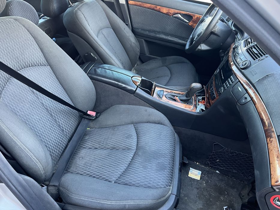 Mercedes-Benz W211 2004 2.2: 4 100 $ - Mercedes-Benz Пістинь на Olx