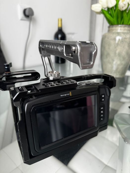 Câmera Blackmagic 6K + Cage + BateriasNegociável Cacém E São Marcos ...