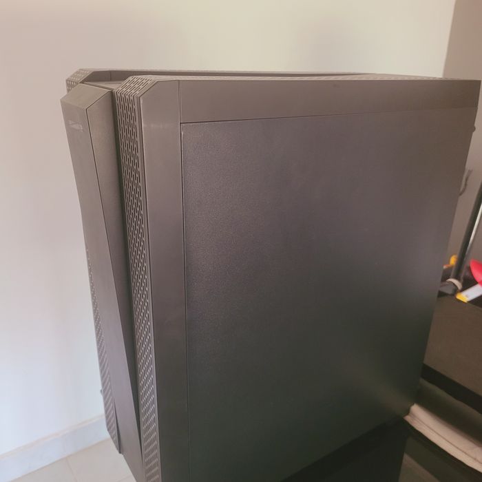 PC gamer 350 € € Alvor • OLX.pt