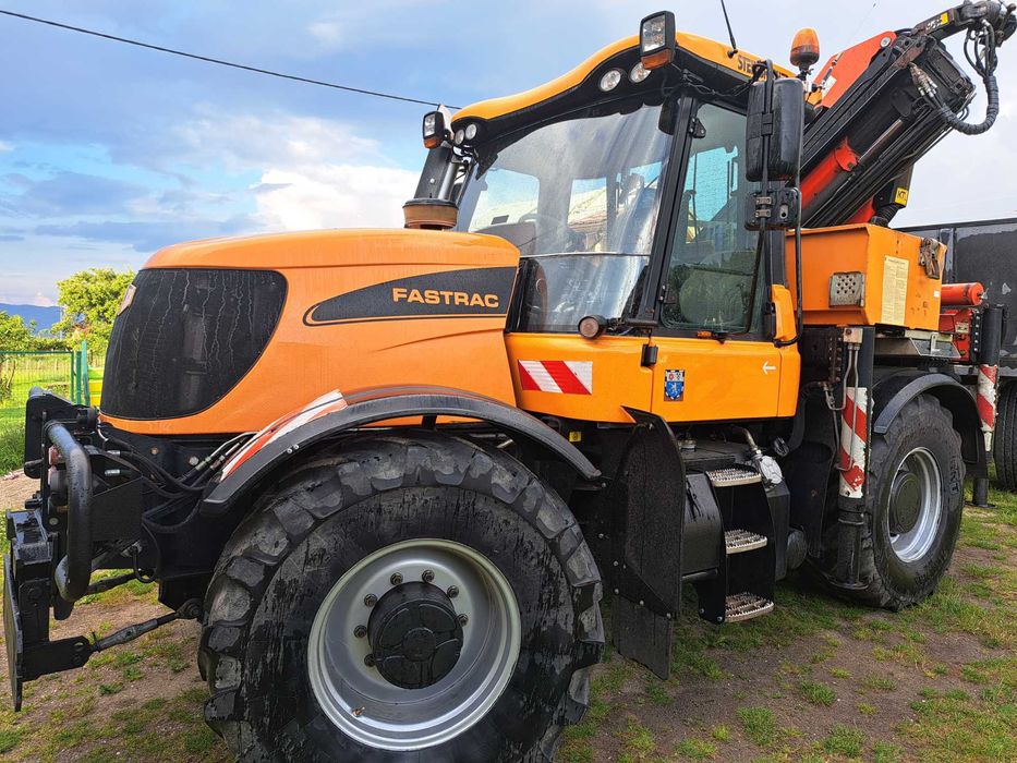 Palfinger Żuraw HDS Crane JCB Fastrac Terenowy JCB 3220 leśny wolnobie ...