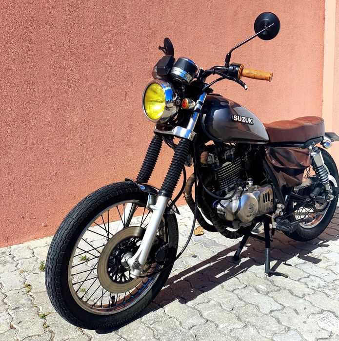 Suzuki GN 250 / Estilo cafe racer Carcavelos E Parede • OLX.pt