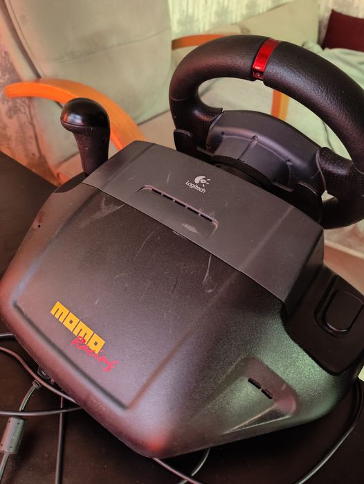 Logitech Momo Racing Wheel 900°: 3 000 грн. - Аксесуари Київ на Olx